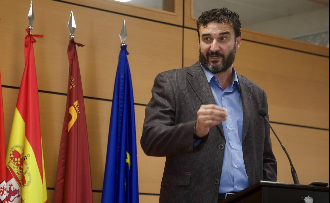 Los desaires de Podemos llevan a Ginés Ruiz Maciá a no disputar las ... Los desaires de Podemos llevan a Ginés Ruiz Maciá a no disputar las ...